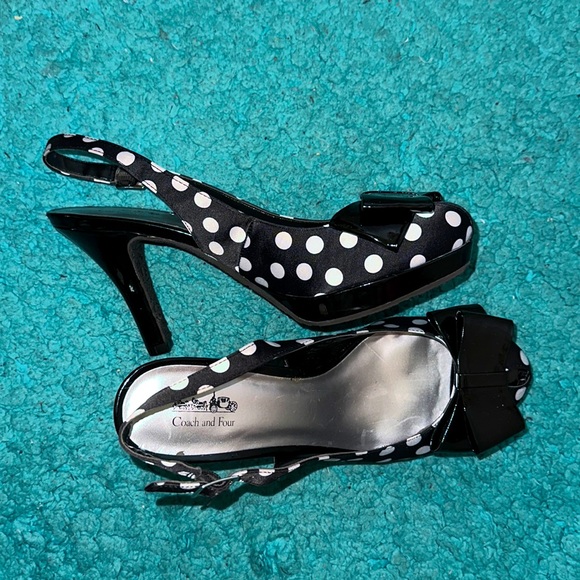 Coach and Four | Shoes | Coach And Four Size 8 2 M | Poshmark